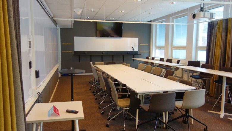 Room 221 | Staff Portal